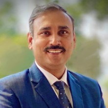 The 4 Essential Roles of Leadership Successful Managers Must Play